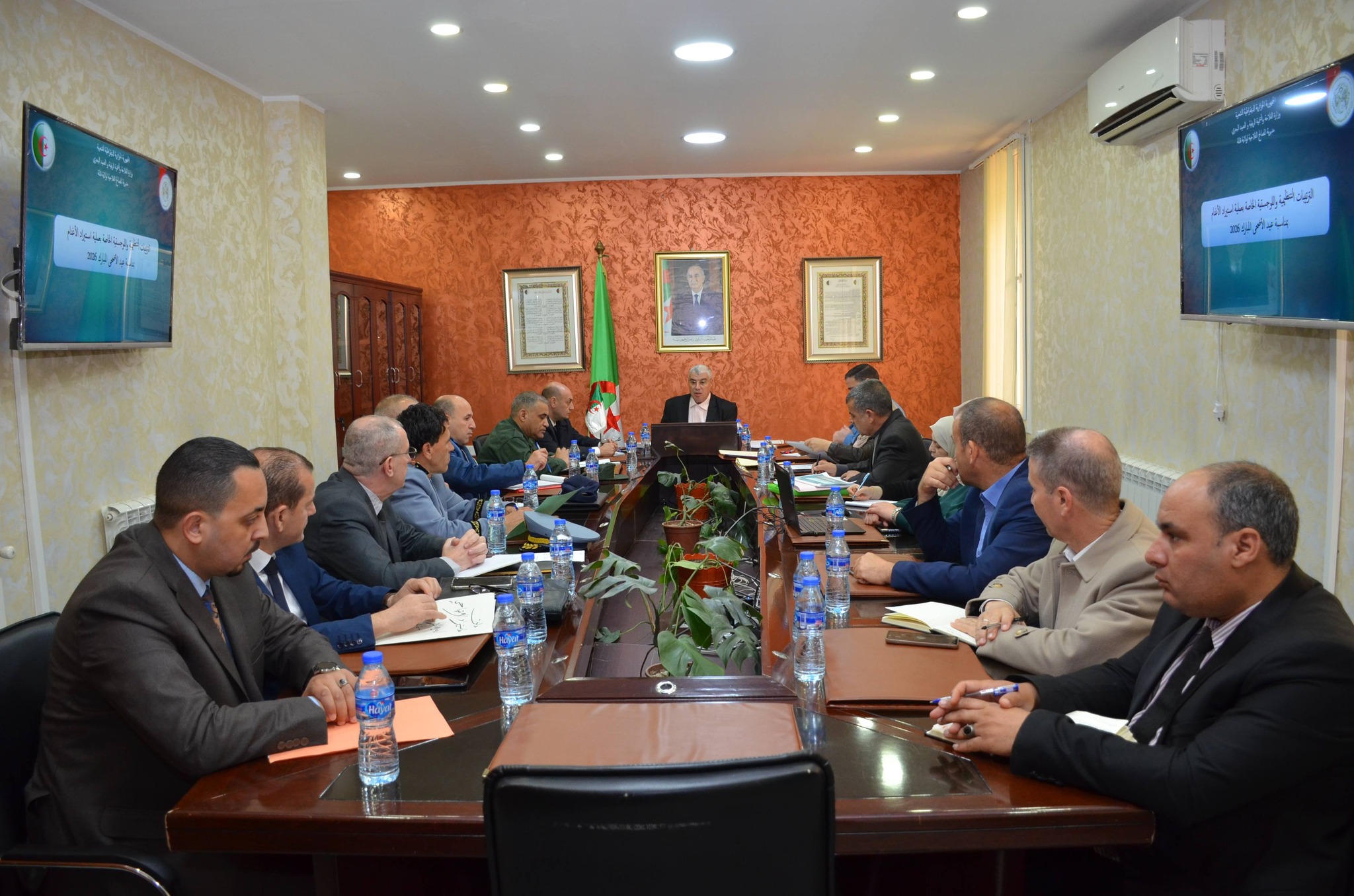 جلـــسة عمل التحضــير لعملـــية بيـــع الأغـــنام المستوردة - wilaya guelma